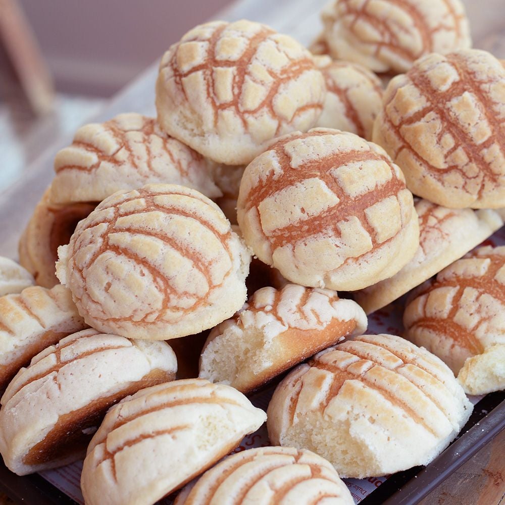 Mini Concha by the Dozen | La Monarca Bakery