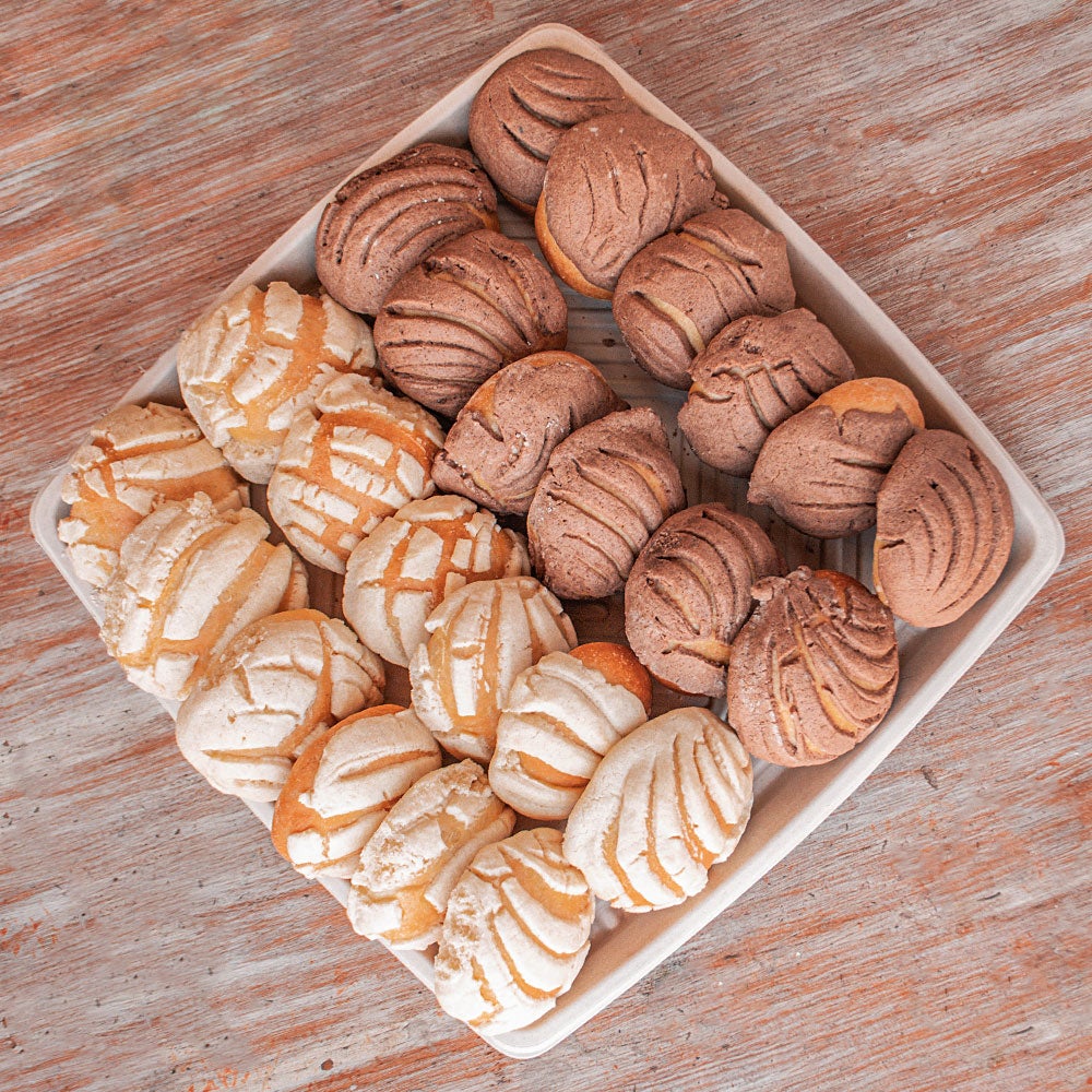 Catering-Mini Concha Tray | La Monarca Bakery