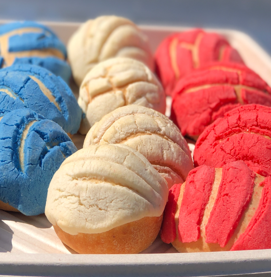 4th of July Mini Concha Box | La Monarca Bakery